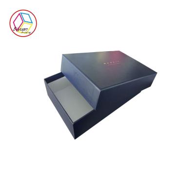 China Navy Jewelry Paper Gift Box with Gold Foil Stamping Custom Size 8x8x3cm for sale