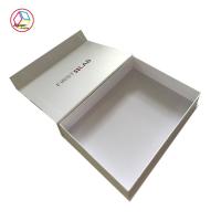 China Custom Collapsible Chocolate Paper Gift Box with Matte Lamination 20x10x5 cm for sale