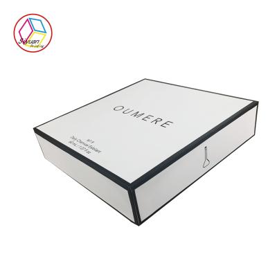 China Custom CMYK Printed Paperboard Perfume Packaging Box 152 Flat Shape for sale