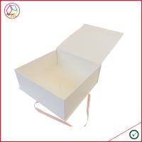 China Custom Fancy Paper Gift Box with Ribbon Decoration OEM 1000000pcs Supply for sale