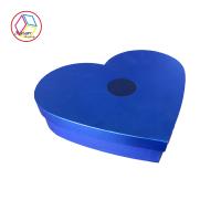 China Blue Color Cardboard Empty Chocolate Gift Boxes Glossy Lamination Heart Shape for sale