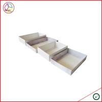 China Ivory Lamination Cardboard Perfume Packaging Box Cubic Shape Custom Size 2mm Thickness for sale
