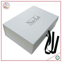 China Foldable Rectangular Rigid Gift Boxes Plastic Coating with Ribbon Decoration 200x150x50mm for sale