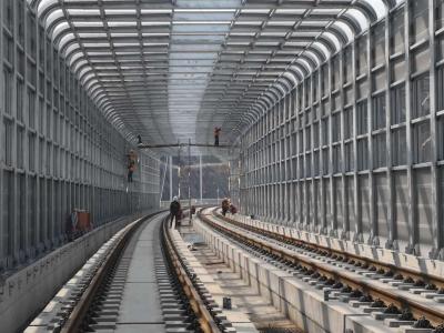 China Metal Curve Highway Noise Reduction Barriers Good Sound Absorbing Property for sale