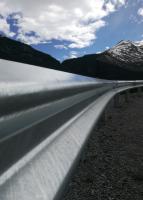 China NO 1 supplier in China / EN1317 Standard /Highway Guardrail Systems/ expressway project for sale