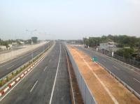 China HDG Highway Roadside Guardrail Systems Q355 Steel for sale