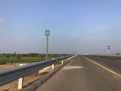 China Hot Dip Galvanized Highway Guardrail Systems Crash Barrier Q345 Steel for sale