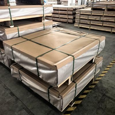China Alloy 3105 H24 Temper 0.45mm Thickness Ral Color Coated Aluminum Sheets For Building Exterior Panel for sale