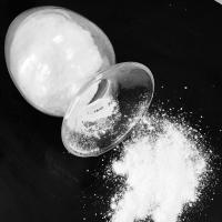 China Calcium Chloride White Crystalline Solid Chemical For Soil Stabilization And Road Deicing for sale