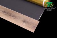 China EVA Acoustic Laminate Flooring Underlayment Golden Foil 3mm 110kg/M3 ISO for sale