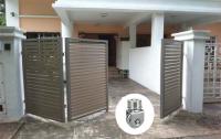 China V Groove Folding Sliding Gate Wheel With 360 Degree Rotational Roller for sale