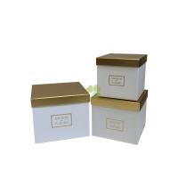China Cardboard Hamper Floral Square Flower Box Rigid Gold Foil Stamping For Rose Packaging for sale
