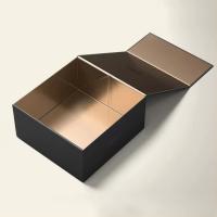 China Square Foldable Cardboard Gift Boxes Magnetic With Lid Matt Lamination Varnishing Printing for sale