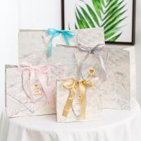 China Recycled Jewelry Wine Paper Mailer Bag with PP Handle 10x12cm for sale