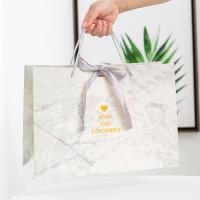 China Recycled Jewelry Wine Paper Mailer Bag with PP Handle 10x12cm for sale