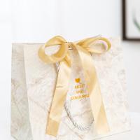 China Recycled Jewelry Wine Paper Mailer Bag with PP Handle 10x12cm for sale