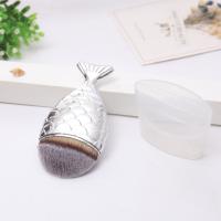 China Plastic Handle Single Mermaid Fish Tail Face Foundation Brush for sale