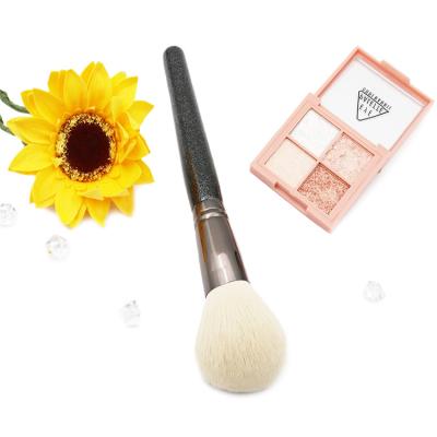 China ISO9001 Kabuki Vegan Synthetic Makeup Tools 14.5*1.7cm for sale