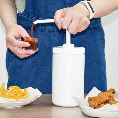 China 960ml PE Plastic Head Type Container Sauce Dispenser Pump 15ml 30ml Dosage for sale