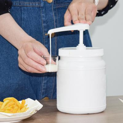 China 57oz / 1700ml Large Jug HDPE Bottle With Large Hear Syrup Pump Dispenser Condiment Kit for sale