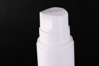 China Superior Plastic Foundation Pump Bottle 250ml Big Capacity PP Airless Bottle UKA20 for sale