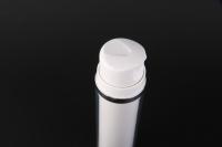China UKMS23 50ml-80ml-120ml Attractive Appearance Double Layer 100ml PMMA Cosmetic Airless Bottle for sale