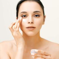 China 20g PP Cosmetic Cream Jars For Travelling for sale