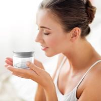 China 100g Cosmetic Packaging Od 74mm PET Cream Jar Container With Silver Aluminum Lid for sale