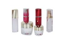China PMMA Triangle Serum Cosmetic Bottle 30g Skin Care Cream Jar for sale