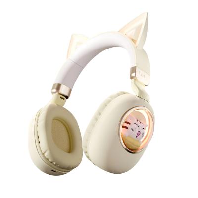 China 400mah Battery Wireless Bluetooth Headphones Active Noise Cancellation for sale