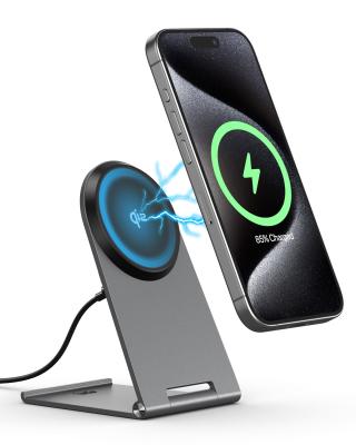 China Fast Charging Personalized Electronic Gifts Type C Magsafe Desktop Stand for sale