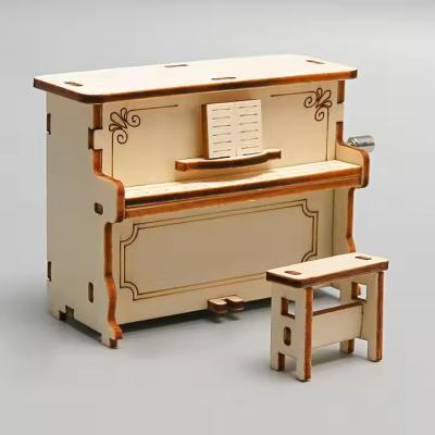 China Elementary School Educational Wooden Toy Hand Cranked Piano Wooden Musical Toy Piano for sale