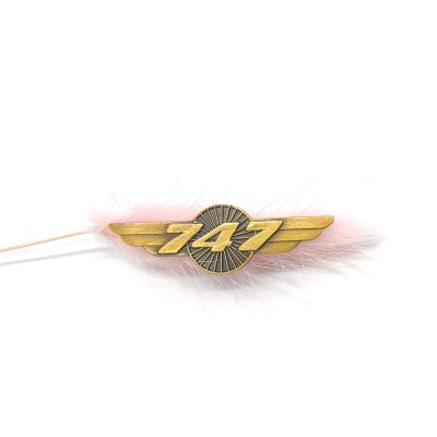 China 747 Winged Brooch Accessories Customizable Commercial Pilot Wings Pin for sale