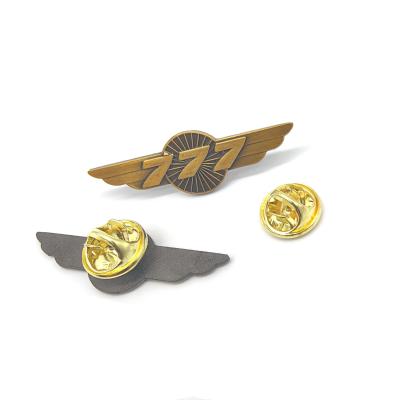 China Antique Bronze Brooch Accessories 777 Pilot Memorabilia Angel Wing Brooch for sale