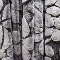 China Durable Coral Flannel Throw Blanket Minky Heated Throw Carved Polyester Blankets for sale