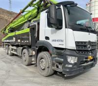 China Luxury 2020 Year Zoomlion 56M Concrete Pump Truck with Benz Chassis for Heavy Equipment Rental Few Kilometers for sale