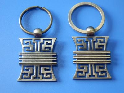 China Hollow design keychains,  keyfolders, keyfinders, 3D Leather Keychain, metal keychai for sale