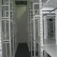 China Perforated Iron Unequal Edge Slotted Angle Steel Bars for Versatile Warehouse Racking for sale