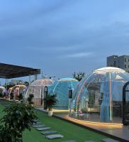 China Modular Waterproof Bubble House Outdoor Luxury Geodesic Glamping Dome Tent for sale
