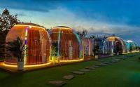 China Outdoor Luxury Transparent PC Material Bubble Tent Waterproof  Impact and Fire Residence for Resort Hotels and Campsites for sale