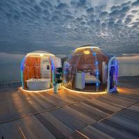 China 18.2m2 Gazebo Luxurious Steel Dining Bubble Tent Portable Prefabricated Sunroom for sale