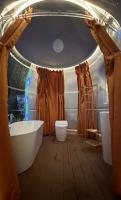 China Waterproof bubble house windproof PC bubble house for outdoor restaurant hotel for sale