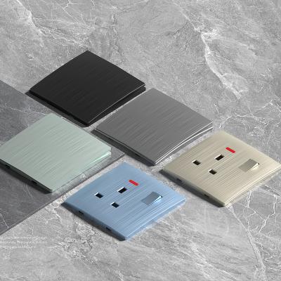 China UK Standard Wall Switch and Switch Socket with Fire-resistant PC/ABS, Built-in Shutter, and LED Indicator in 1-4 Gang Options for sale