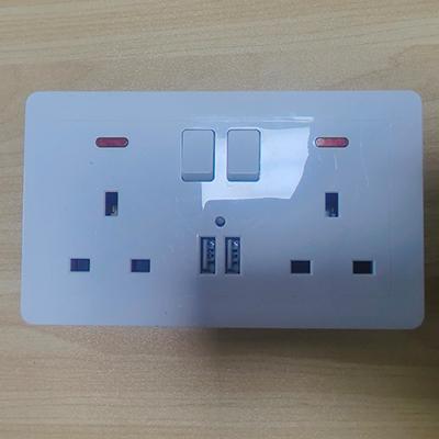 China Universal Standard UK Switch Socket IP26 250V 13A  Portable Power Outlet for sale