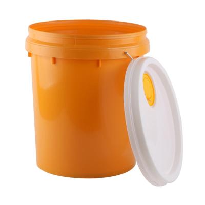 China Open Head Plastic Lubricant Oil Bucket With Metal Bail Handle for sale