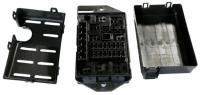 China Fuel Cell Low Voltage Fuse Box 26 Fuses 8 Relays PA6+GF15 Automotive Grade IP54 for sale