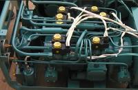 China Fully Automatic Large Portable Refrigerant Recovery Unit CM8000 2HP 4 Tank Oil Free Compressor Reclaim Machine for sale