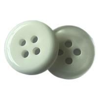 China 16L Eco-Friendly Resin Plastic Shirt Buttons Pearl Effect Chalk Back Off White 4 Hole for sale