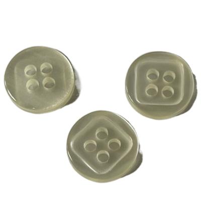 China 13mm 4 Hole Eco Friendly Resin Shirt Buttons for Men Clothing 100GRS MOQ for sale