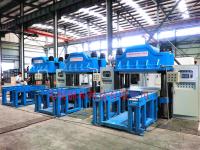 China 4 Columns Rubber Hydraulic Compression Moulding Press 2000x2000mm Heating Plate for sale